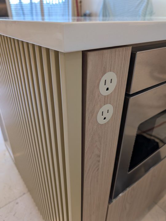 Prado Unifit Duplex Hardwired Outlet | Modern Power Solutions – Docking ...