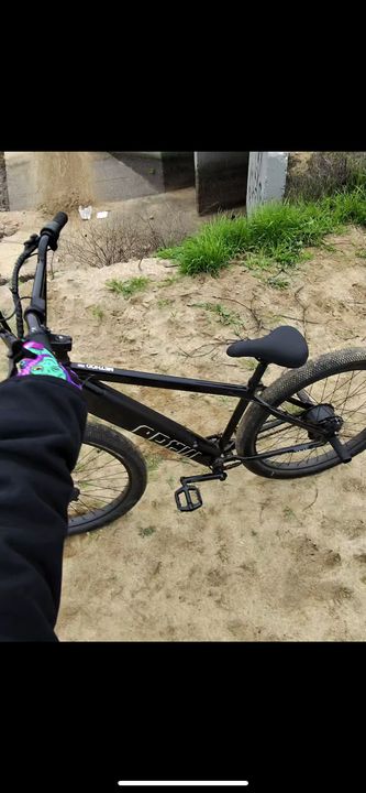 Crew Bike Co. Method 750 E-BMX Bike – City Grounds
