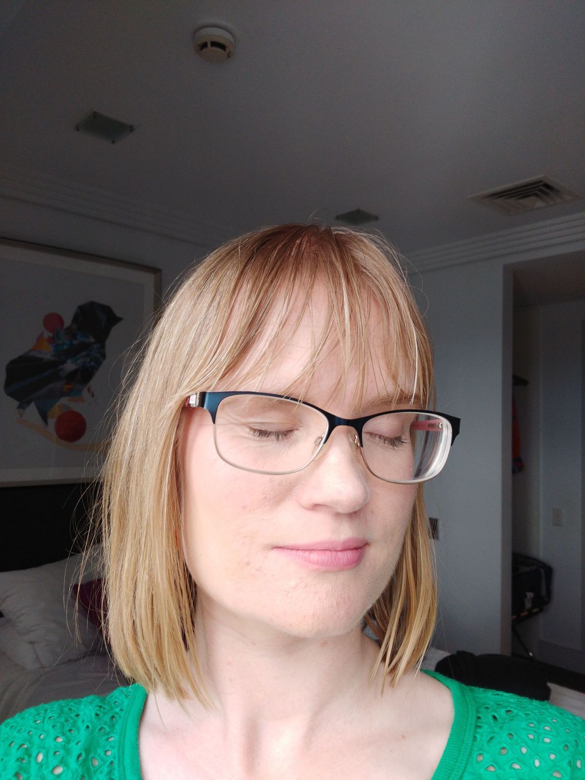 Hybrid Eye Pigment: Glint – Aleph Beauty US